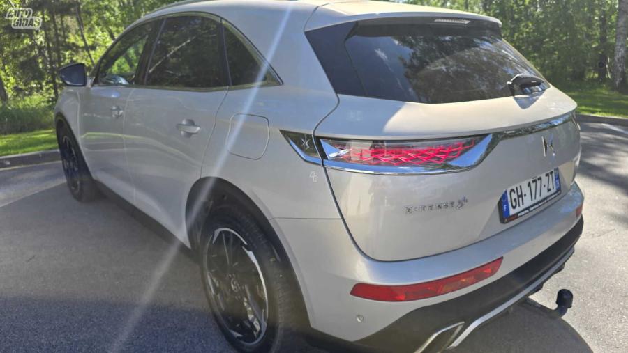 Grey Citroen DS7 Crossback 2020 in Kaunas, with an engine capacity of 1.60 L and mileage of 181 thousand km for 18800 €, photo 14 on AUTOMOTO.COM.LV