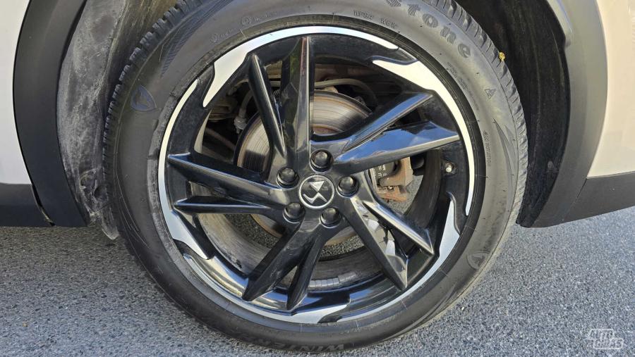 Grey Citroen DS7 Crossback 2020 in Kaunas, with an engine capacity of 1.60 L and mileage of 181 thousand km for 18800 €, photo 16 on AUTOMOTO.COM.LV