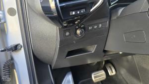 Grey Citroen DS7 Crossback 2020 in Kaunas, with an engine capacity of 1.60 L and mileage of 181 thousand km for 18800 €, photo 19 on AUTOMOTO.COM.LV