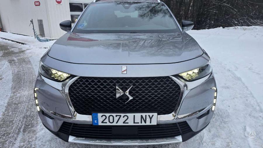 Grey Citroen DS7 Crossback 2021 in Kaunas, with an engine capacity of 1.60 L and mileage of 191 thousand km for 20200 €, photo 2 on AUTOMOTO.COM.LV