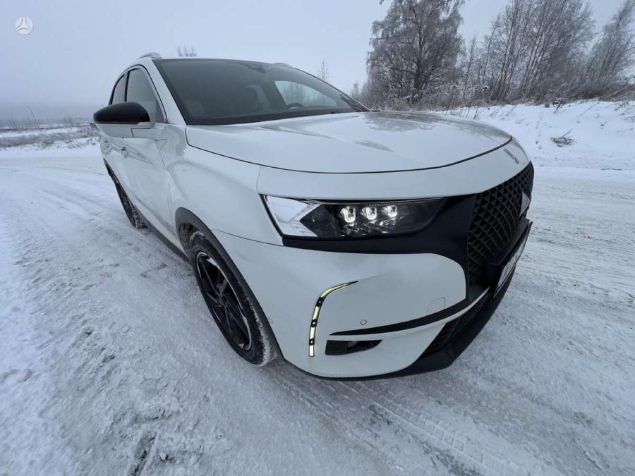 Белый Ситроен DS7 Crossback 2019 в Шяуляй, объемом двигателя 2.00 л и пробегом 262 тыс. км за 14800 €, фото 1 на AUTOMOTO.COM.LV
