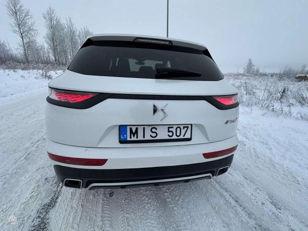 White Citroen DS7 Crossback 2019 in Siauliai, with an engine capacity of 2.00 L and mileage of 262 thousand km for 14800 €, photo 7 on AUTOMOTO.COM.LV