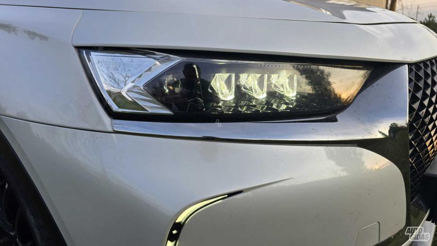 White Citroen DS7 Crossback 2019 in Kaunas, with an engine capacity of 2.00 L and mileage of 161 thousand km for 18200 €, photo 6 on AUTOMOTO.COM.LV