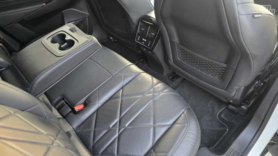 White Citroen DS7 Crossback 2019 in Kaunas, with an engine capacity of 2.00 L and mileage of 161 thousand km for 18200 €, photo 27 on AUTOMOTO.COM.LV