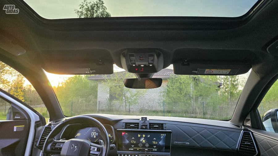 White Citroen DS7 Crossback 2019 in Kaunas, with an engine capacity of 2.00 L and mileage of 161 thousand km for 18200 €, photo 30 on AUTOMOTO.COM.LV