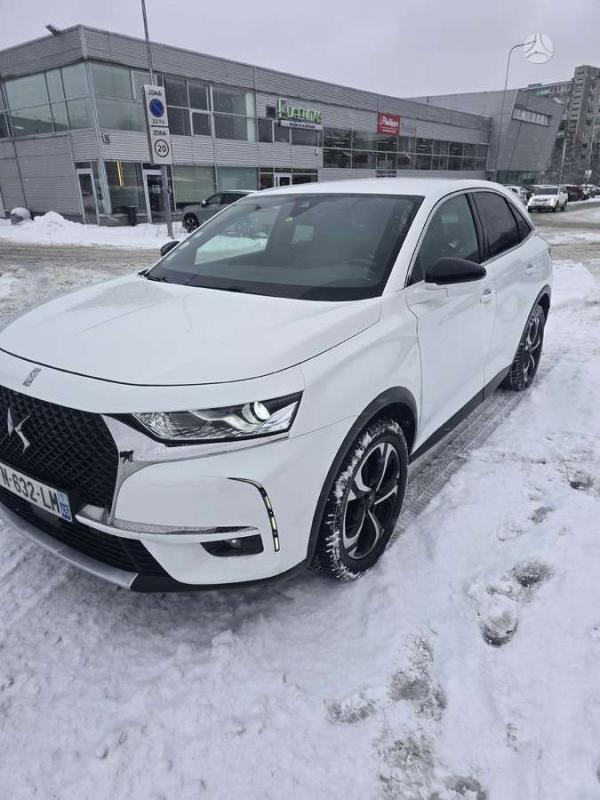 White Citroen DS7 Crossback 2020 in Vilnius, with an engine capacity of 1.50 L and mileage of 210 thousand km for 12500 €, photo 8 on AUTOMOTO.COM.LV