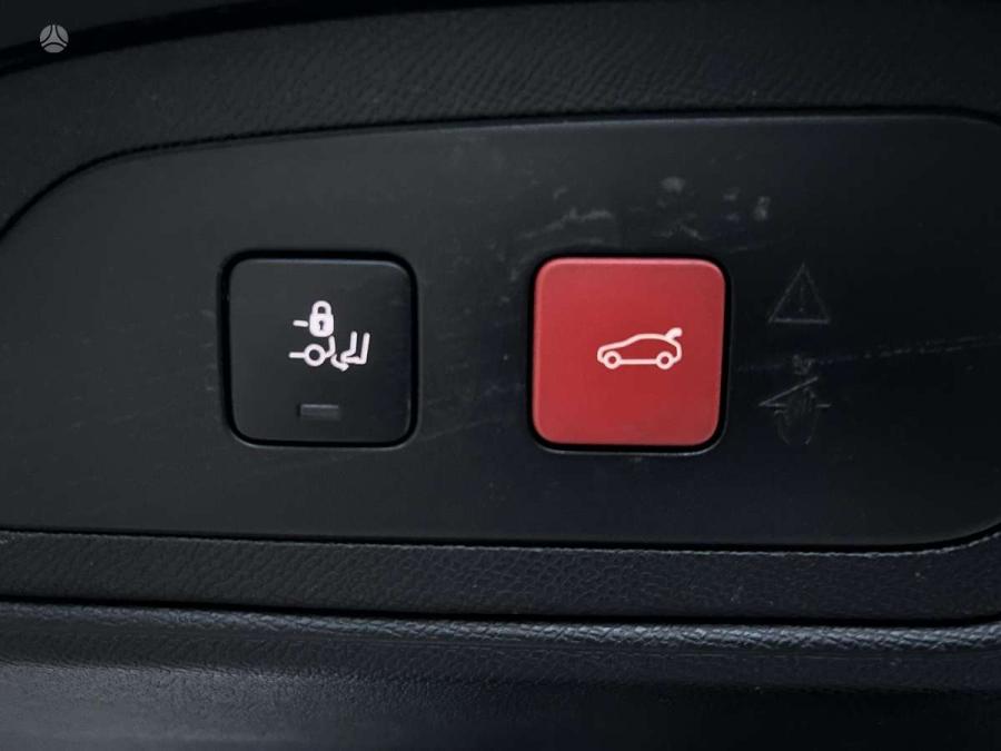 Balts Citroen DS7 Crossback 2020 Viļņa, ar dzinēja tilpumu 1.50 L un nobraukumu 193 tūkst. km par 12999 €, foto 35 vietnē AUTOMOTO.COM.LV