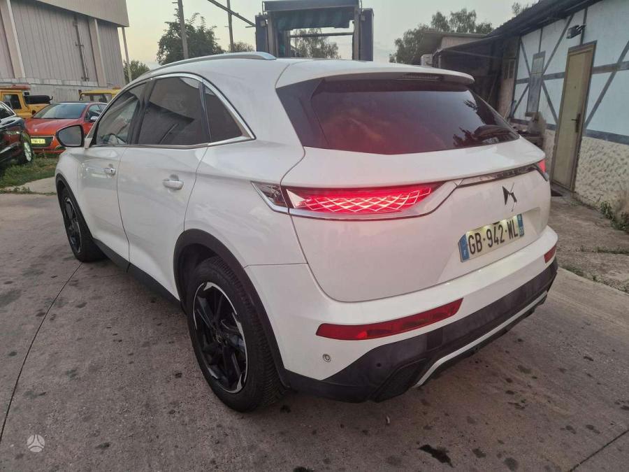 Balts Citroen DS7 Crossback 2021 Tauragė, ar dzinēja tilpumu 1.50 L un nobraukumu 202 tūkst. km par 14600 €, foto 7 vietnē AUTOMOTO.COM.LV