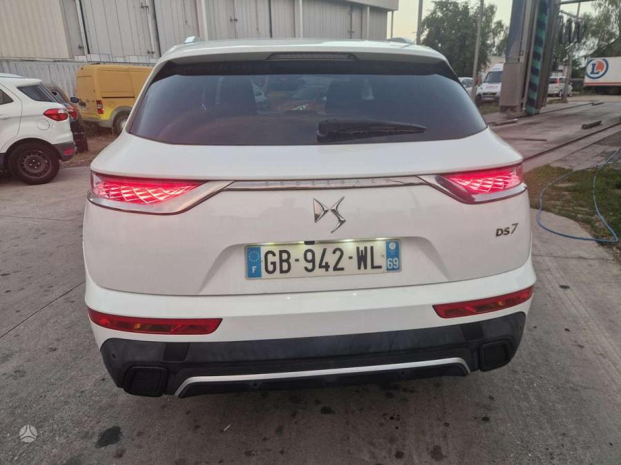 Balts Citroen DS7 Crossback 2021 Tauragė, ar dzinēja tilpumu 1.50 L un nobraukumu 202 tūkst. km par 14600 €, foto 8 vietnē AUTOMOTO.COM.LV