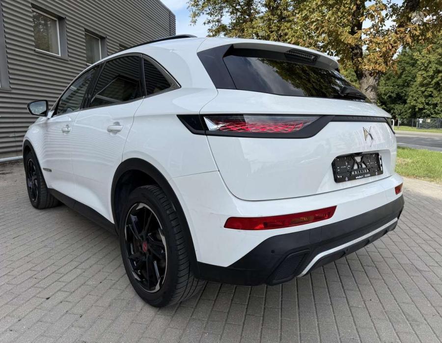 Balts Citroen DS7 Crossback 2021 Šauļi, ar dzinēja tilpumu 1.50 L un nobraukumu 242 tūkst. km par 13700 €, foto 5 vietnē AUTOMOTO.COM.LV