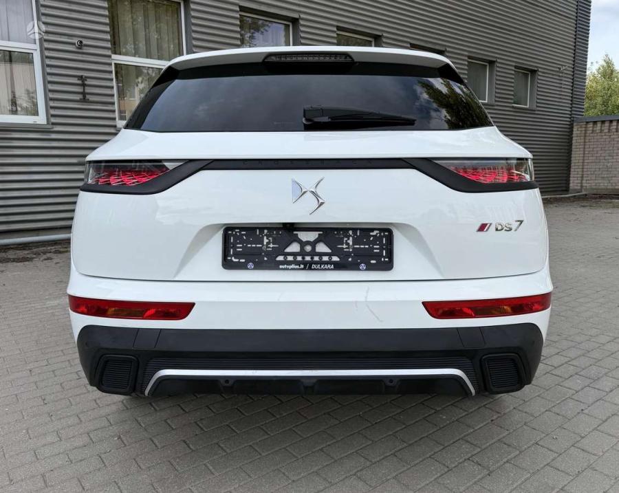 Balts Citroen DS7 Crossback 2021 Šauļi, ar dzinēja tilpumu 1.50 L un nobraukumu 242 tūkst. km par 13700 €, foto 6 vietnē AUTOMOTO.COM.LV