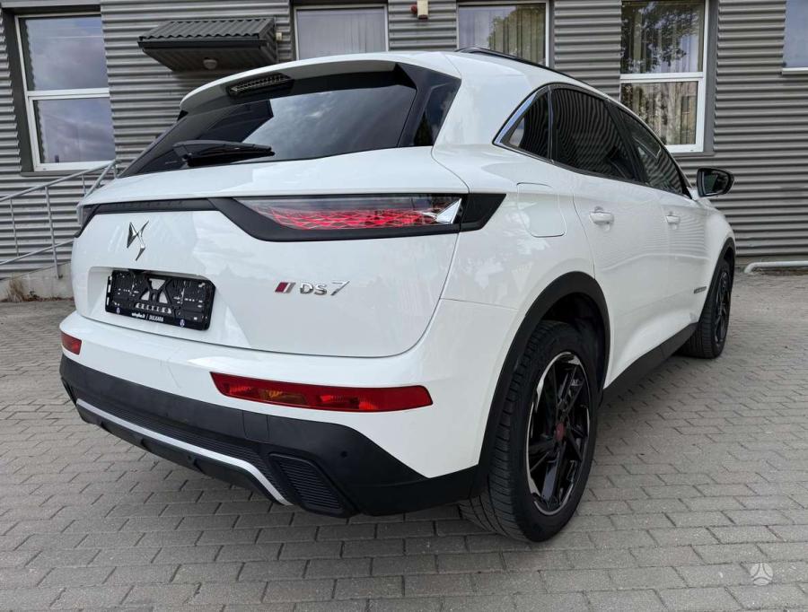 Balts Citroen DS7 Crossback 2021 Šauļi, ar dzinēja tilpumu 1.50 L un nobraukumu 242 tūkst. km par 13700 €, foto 7 vietnē AUTOMOTO.COM.LV