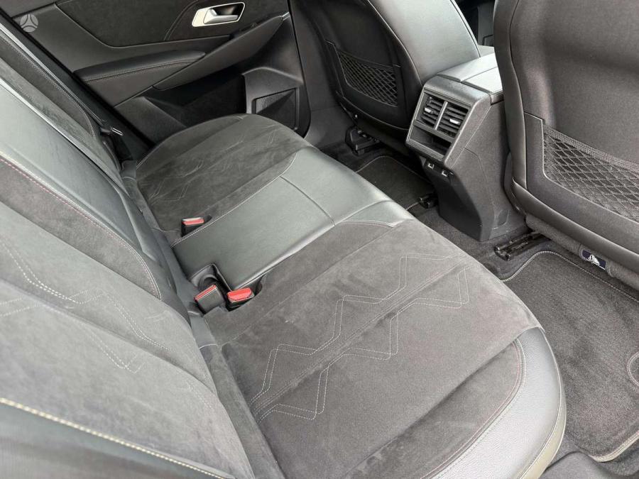 Balts Citroen DS7 Crossback 2021 Šauļi, ar dzinēja tilpumu 1.50 L un nobraukumu 242 tūkst. km par 13700 €, foto 12 vietnē AUTOMOTO.COM.LV