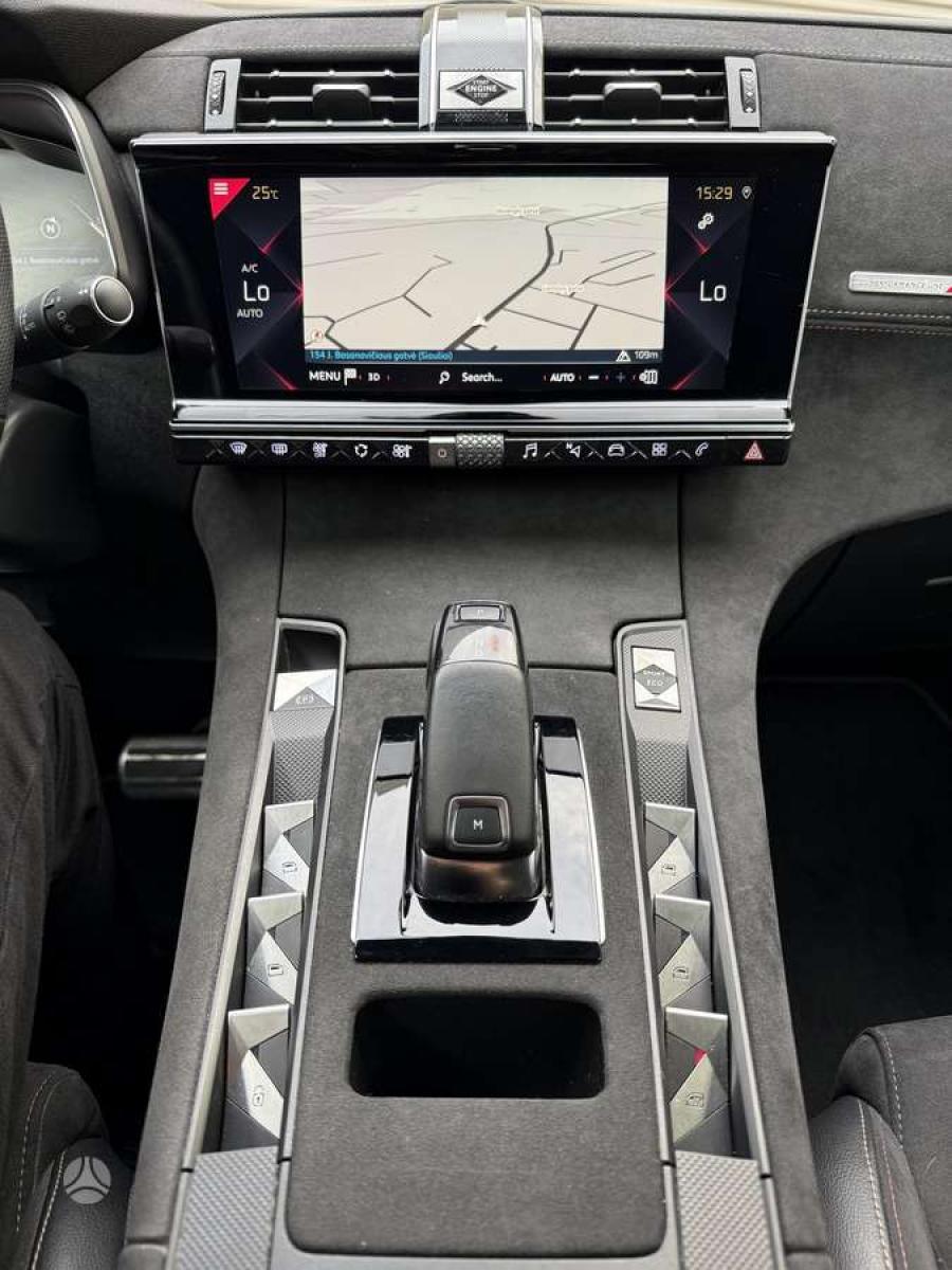 Balts Citroen DS7 Crossback 2021 Šauļi, ar dzinēja tilpumu 1.50 L un nobraukumu 242 tūkst. km par 13700 €, foto 14 vietnē AUTOMOTO.COM.LV