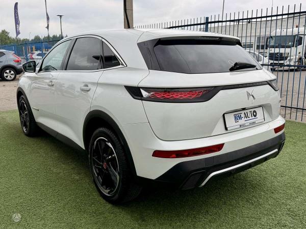 Balts Citroen DS7 Crossback 2022 Panevēža, ar dzinēja tilpumu 1.50 L un nobraukumu 163 tūkst. km par 15700 €, foto 9 vietnē AUTOMOTO.COM.LV