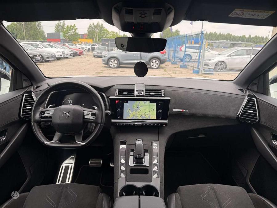 Balts Citroen DS7 Crossback 2022 Panevēža, ar dzinēja tilpumu 1.50 L un nobraukumu 163 tūkst. km par 15700 €, foto 17 vietnē AUTOMOTO.COM.LV