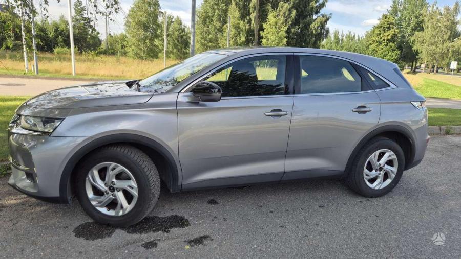 Pelēks Citroen DS7 2018 Tauragė, ar dzinēja tilpumu 1.50 L un nobraukumu 205 tūkst. km par 9600 €, foto 12 vietnē AUTOMOTO.COM.LV