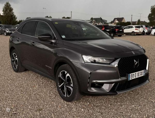Grey Citroen DS7 2018 in Taurage, with an engine capacity of 2.00 L and mileage of 260 thousand km for 14400 €, photo 2 on AUTOMOTO.COM.LV