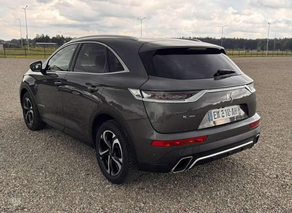 Grey Citroen DS7 2018 in Taurage, with an engine capacity of 2.00 L and mileage of 260 thousand km for 14400 €, photo 5 on AUTOMOTO.COM.LV