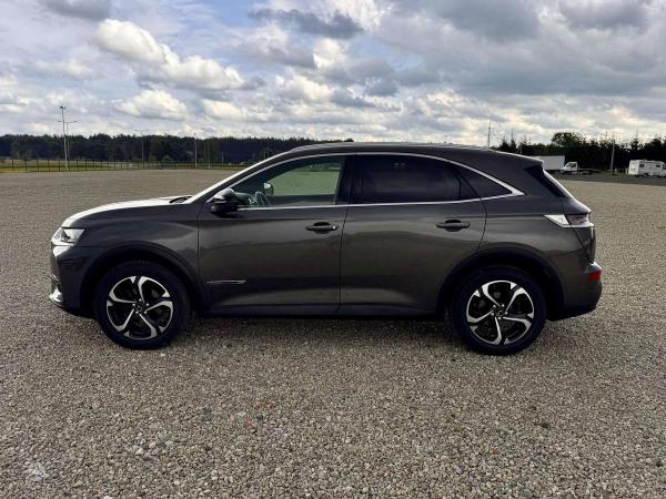 Grey Citroen DS7 2018 in Taurage, with an engine capacity of 2.00 L and mileage of 260 thousand km for 14400 €, photo 6 on AUTOMOTO.COM.LV