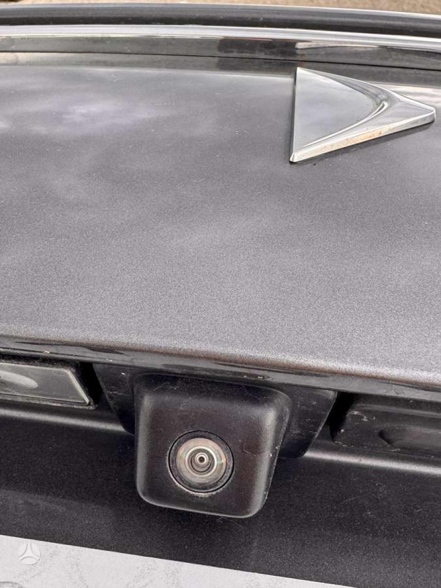 Grey Citroen DS7 2018 in Taurage, with an engine capacity of 2.00 L and mileage of 260 thousand km for 14400 €, photo 15 on AUTOMOTO.COM.LV