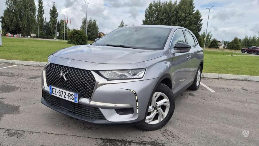 Grey Citroen DS7 2018 in Taurage, with an engine capacity of 1.50 L and mileage of 205 thousand km for 9600 €, photo 1 on AUTOMOTO.COM.LV