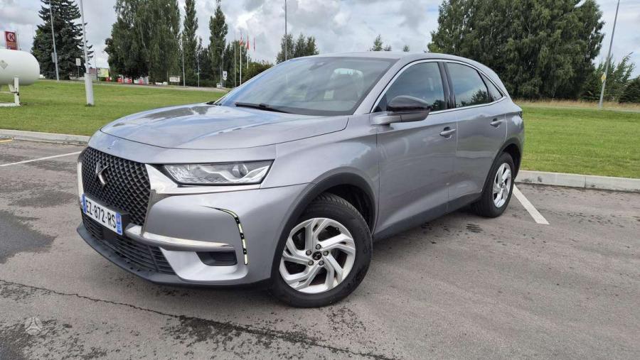 Grey Citroen DS7 2018 in Taurage, with an engine capacity of 1.50 L and mileage of 205 thousand km for 9600 €, photo 3 on AUTOMOTO.COM.LV