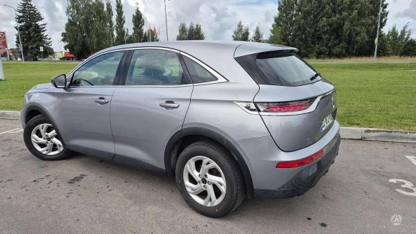 Grey Citroen DS7 2018 in Taurage, with an engine capacity of 1.50 L and mileage of 205 thousand km for 9600 €, photo 4 on AUTOMOTO.COM.LV