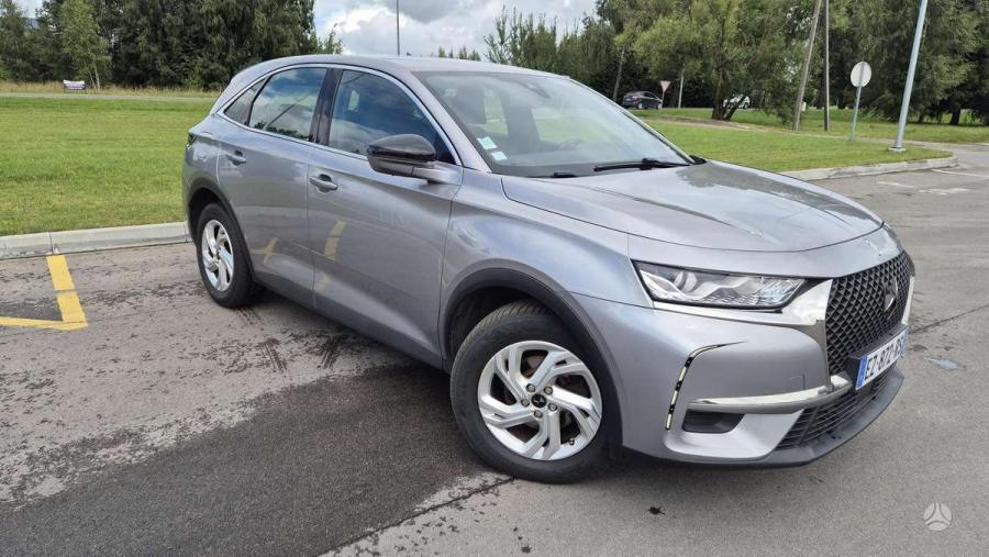 Grey Citroen DS7 2018 in Taurage, with an engine capacity of 1.50 L and mileage of 205 thousand km for 9600 €, photo 11 on AUTOMOTO.COM.LV