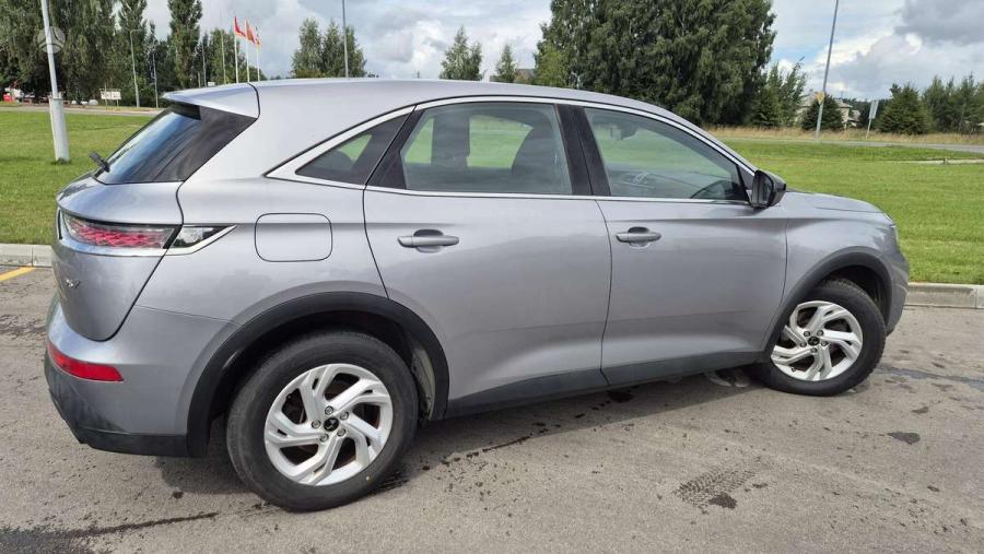 Grey Citroen DS7 2018 in Taurage, with an engine capacity of 1.50 L and mileage of 205 thousand km for 9600 €, photo 14 on AUTOMOTO.COM.LV