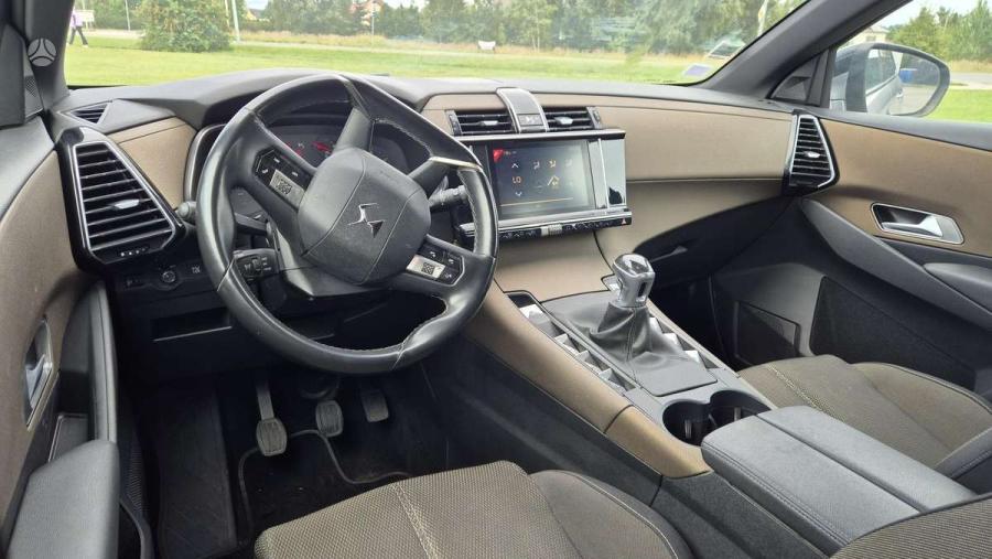 Grey Citroen DS7 2018 in Taurage, with an engine capacity of 1.50 L and mileage of 205 thousand km for 9600 €, photo 21 on AUTOMOTO.COM.LV