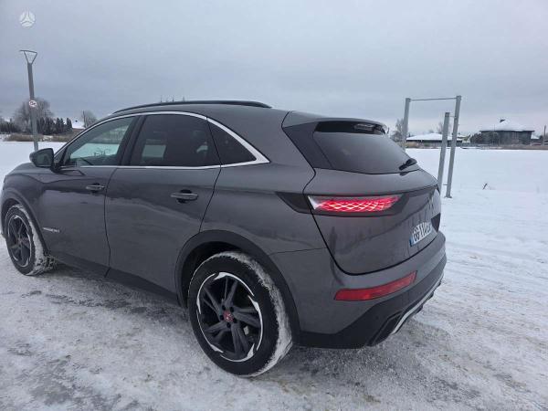 Grey Citroen DS7 2021 in Kaunas, with an engine capacity of 1.50 L and mileage of 180 thousand km for 12600 €, photo 1 on AUTOMOTO.COM.LV