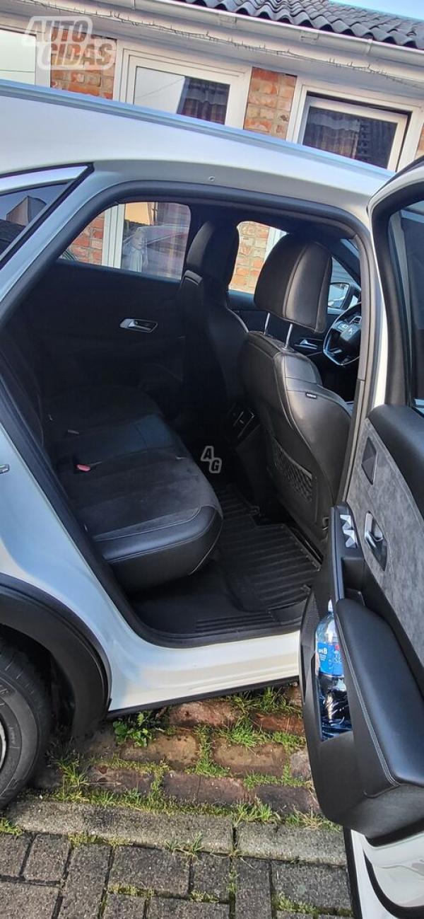 Citroen DS7 2018 Klaipėda vietnē Balts Citroen DS7 2018 Klaipėda, ar dzinēja tilpumu 2.00 L un nobraukumu 217 tūkst. km par 15100 €, foto 7 vietnē AUTOMOTO.COM.LV