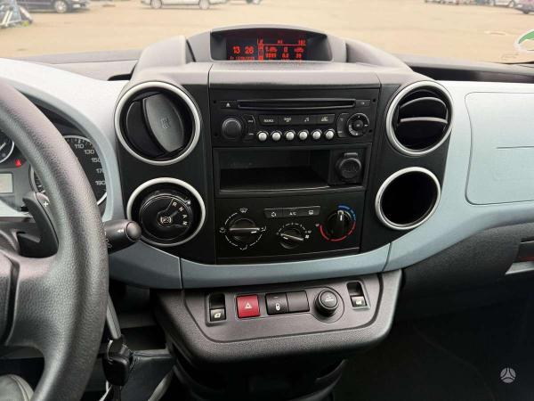 Black Citroen e-Berlingo 2013 in Marijampole, with an engine capacity of 1.60 L and mileage of 217 thousand km for 4350 €, photo 7 on AUTOMOTO.COM.LV