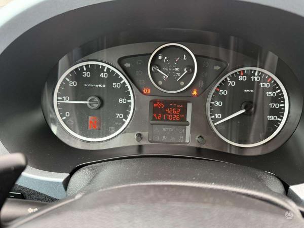 Black Citroen e-Berlingo 2013 in Marijampole, with an engine capacity of 1.60 L and mileage of 217 thousand km for 4350 €, photo 8 on AUTOMOTO.COM.LV
