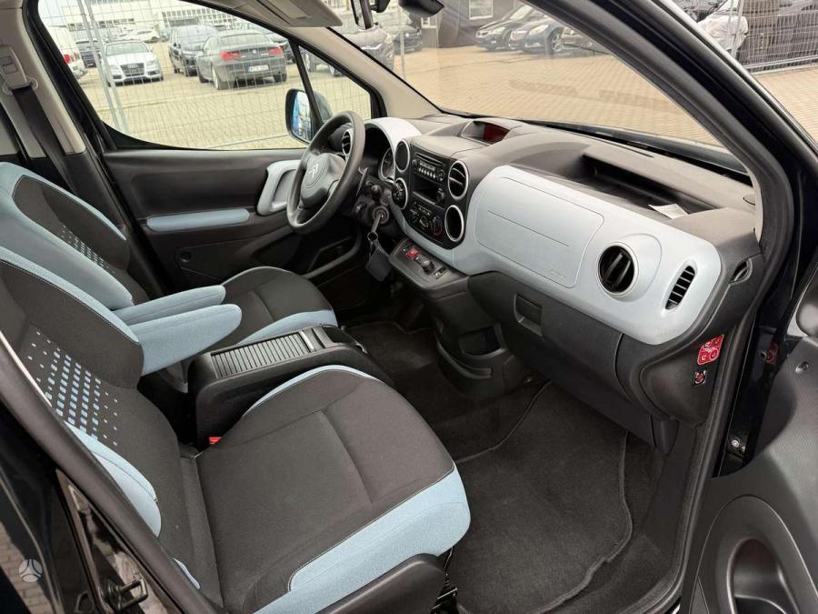 Черный Ситроен e-Berlingo 2013 в Мариямполе, объемом двигателя 1.60 л и пробегом 217 тыс. км за 4350 €, фото 13 на AUTOMOTO.COM.LV