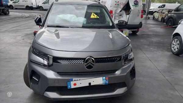 Pelēks Citroen e-C3 2025 Kauņa, ar dzinēja tilpumu 0.00 L un nobraukumu 1 tūkst. km par 10900 €, foto 4 vietnē AUTOMOTO.COM.LV