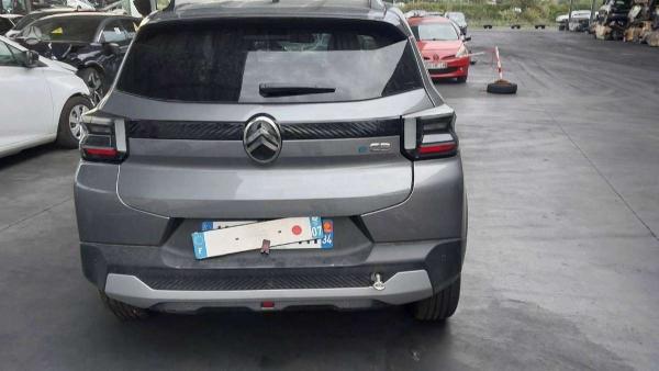 Pelēks Citroen e-C3 2025 Kauņa, ar dzinēja tilpumu 0.00 L un nobraukumu 1 tūkst. km par 10900 €, foto 5 vietnē AUTOMOTO.COM.LV