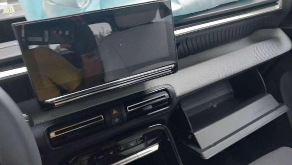 Серый Ситроен e-C3 2025 в Каунас, объемом двигателя 0.00 л и пробегом 1 тыс. км за 10500 €, фото 10 на AUTOMOTO.COM.LV