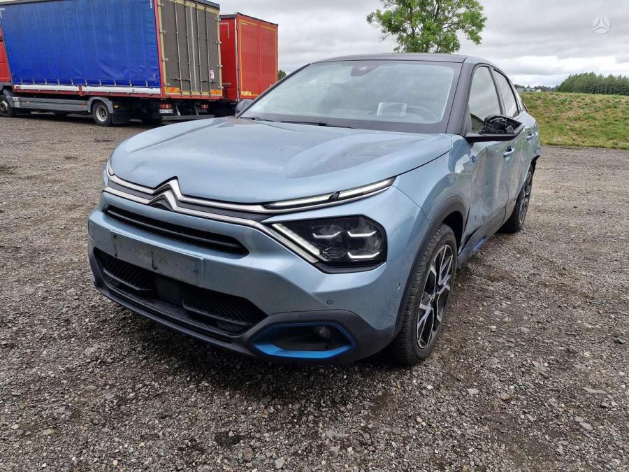 Zaļš Citroen e-C4 2021 Marijampole, ar dzinēja tilpumu 0.00 L un nobraukumu 220 tūkst. km par 7000 €, foto 1 vietnē AUTOMOTO.COM.LV