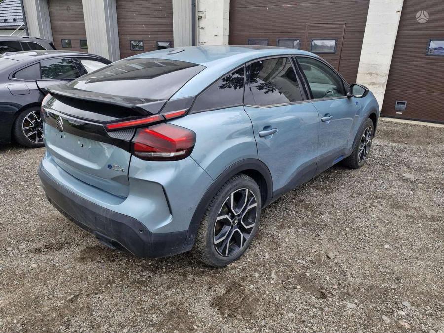 Zaļš Citroen e-C4 2021 Marijampole, ar dzinēja tilpumu 0.00 L un nobraukumu 220 tūkst. km par 7000 €, foto 6 vietnē AUTOMOTO.COM.LV