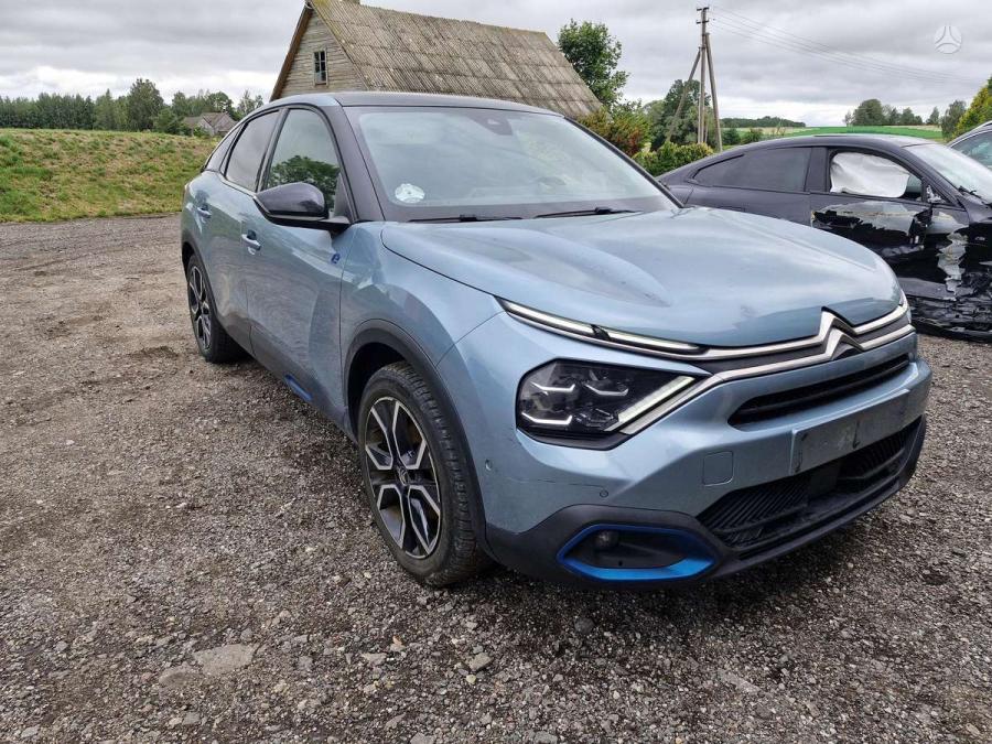 Zaļš Citroen e-C4 2021 Marijampole, ar dzinēja tilpumu 0.00 L un nobraukumu 220 tūkst. km par 7000 €, foto 12 vietnē AUTOMOTO.COM.LV