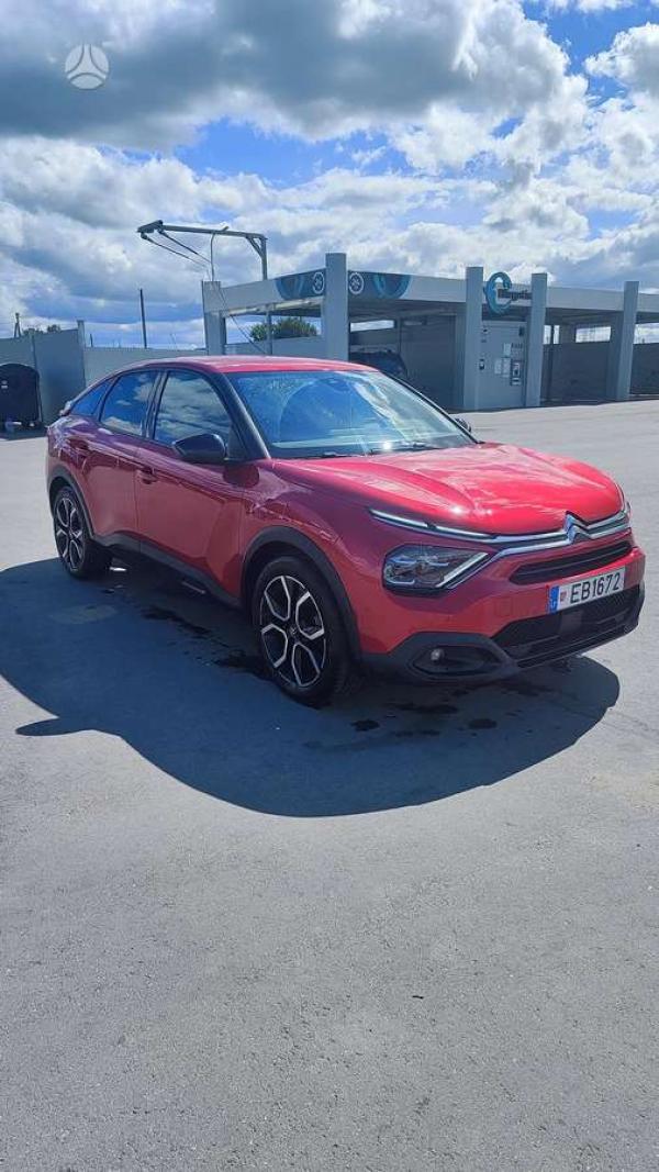 Red Citroen e-C4 2021 in Pasvalys, with an engine capacity of 0.00 L and mileage of 147 thousand km for 10500 €, photo 1 on AUTOMOTO.COM.LV