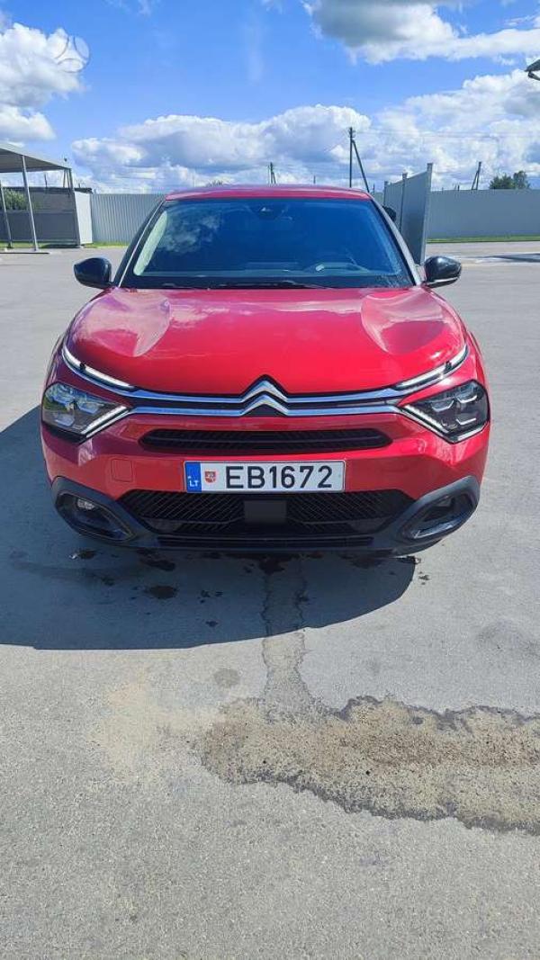Red Citroen e-C4 2021 in Pasvalys, with an engine capacity of 0.00 L and mileage of 147 thousand km for 10500 €, photo 6 on AUTOMOTO.COM.LV