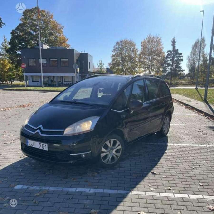Melns Citroen Grand C4 Picasso 2008 Palanga, ar dzinēja tilpumu 1.56 L un nobraukumu 300 tūkst. km par 700 €, foto 1 vietnē AUTOMOTO.COM.LV