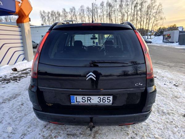 Melns Citroen Grand C4 Picasso 2011 Viļņa, ar dzinēja tilpumu 1.56 L un nobraukumu 310 tūkst. km par 2999 €, foto 4 vietnē AUTOMOTO.COM.LV