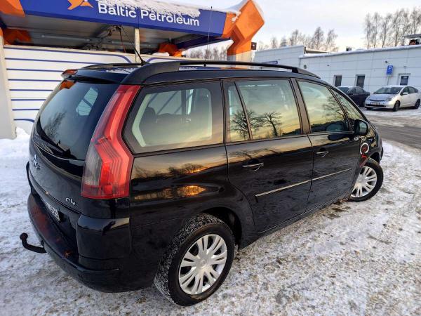 Melns Citroen Grand C4 Picasso 2011 Viļņa, ar dzinēja tilpumu 1.56 L un nobraukumu 310 tūkst. km par 2999 €, foto 8 vietnē AUTOMOTO.COM.LV