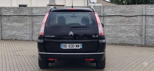 Melns Citroen Grand C4 Picasso 2011 Tauragė, ar dzinēja tilpumu 1.56 L un nobraukumu 269 tūkst. km par 2100 €, foto 8 vietnē AUTOMOTO.COM.LV