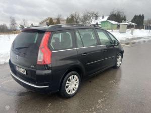 Black Citroen Grand C4 Picasso 2012 in Alytus, with an engine capacity of 1.56 L and mileage of 278 thousand km for 1299 €, photo 4 on AUTOMOTO.COM.LV
