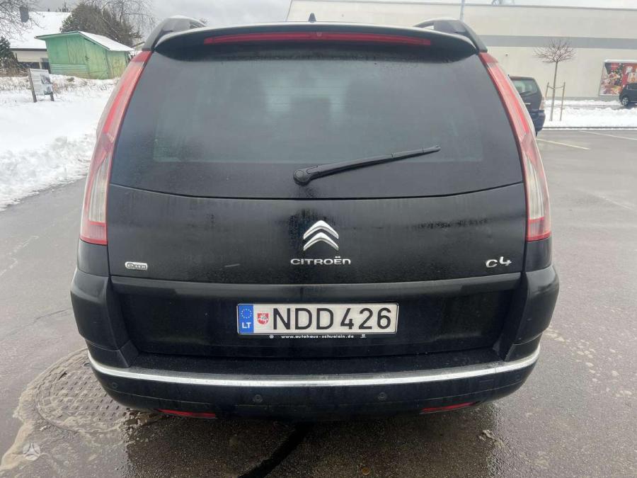 Black Citroen Grand C4 Picasso 2012 in Alytus, with an engine capacity of 1.56 L and mileage of 278 thousand km for 1299 €, photo 6 on AUTOMOTO.COM.LV